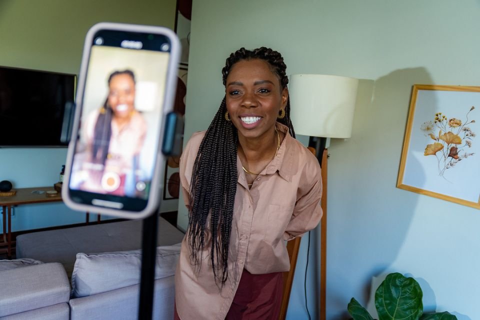 Gio Ewbank curtiu! Influencer do DF viraliza com conselhos irônicos ...