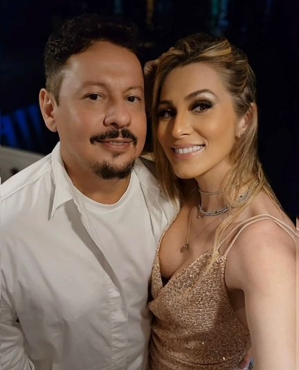 Fotos: Lívia Andrade homenageia Marcos Araújo em dia de aniversário ...