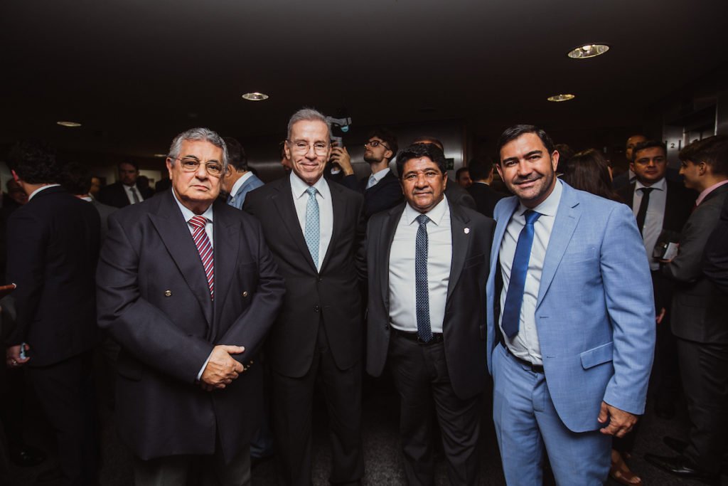 Autoridades marcam presença na posse de presidente e vice do STJD ...