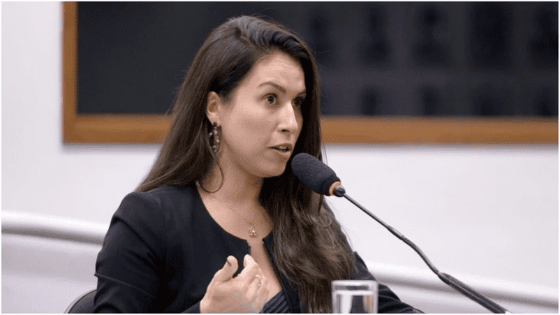 Justiça aposenta juíza bolsonarista que atacou ministros do STF ...