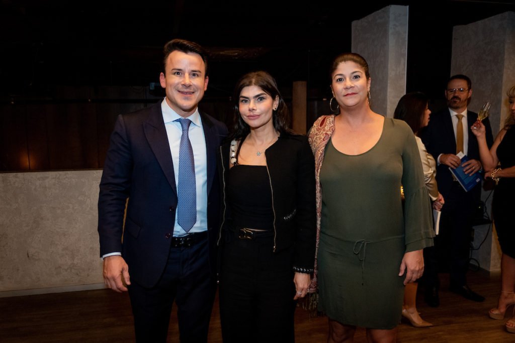 André Luís Callegari e Raul Marques Linhares lançam livro em coquetel ...