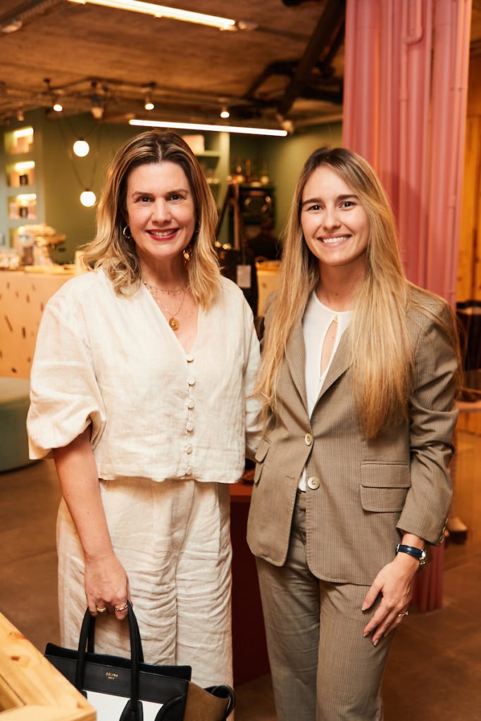 Renata Foresti e Ana Luiza Favato oferecem tarde de compras | Metrópoles