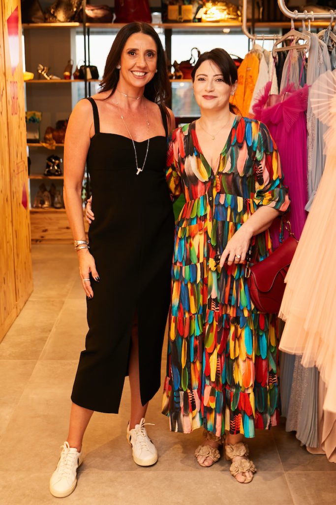 Renata Foresti e Ana Luiza Favato oferecem tarde de compras | Metrópoles