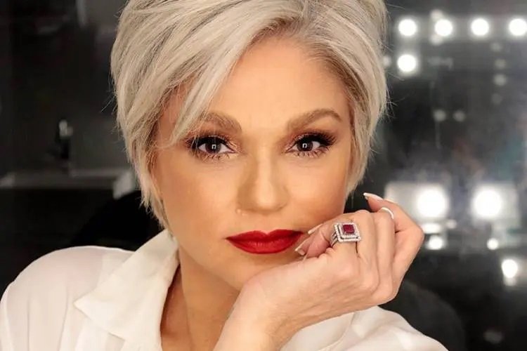 Andrea Nóbrega volta ao SBT após seis anos | Metrópoles