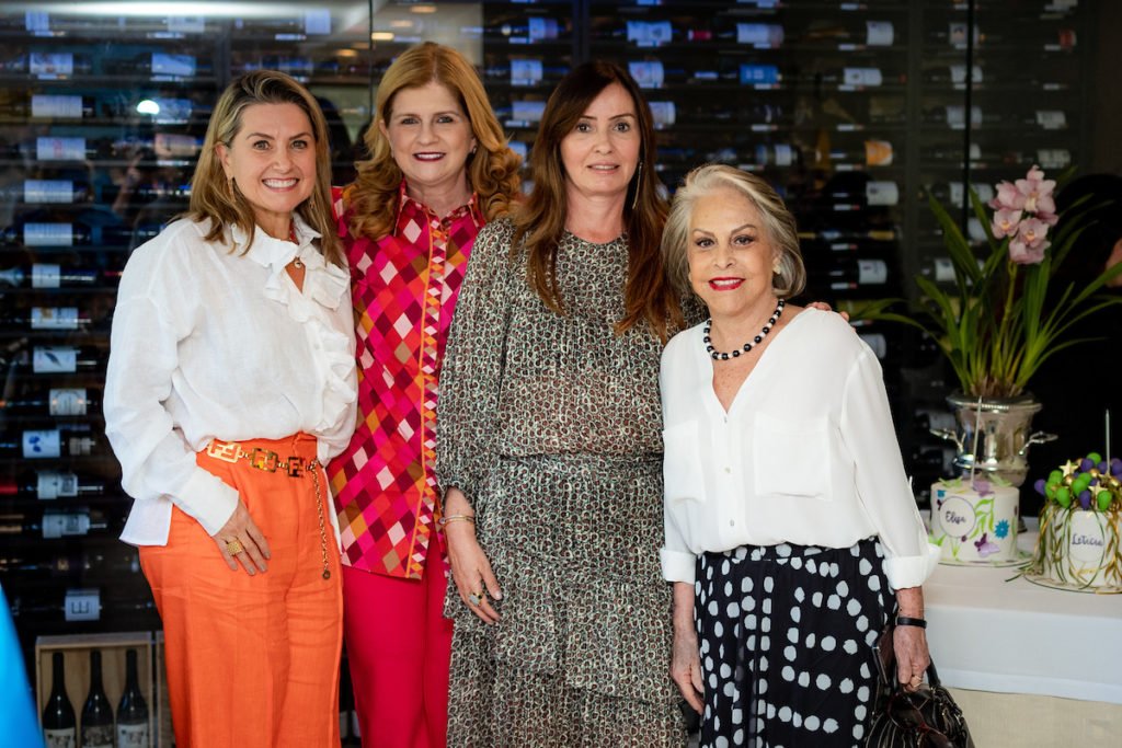 Letícia Cunha e Elisa Monteiro comemoram aniversário em dose dupla ...