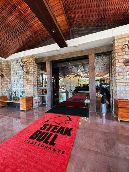Steak Bull: experiência gastronômica em localização privilegiada ...