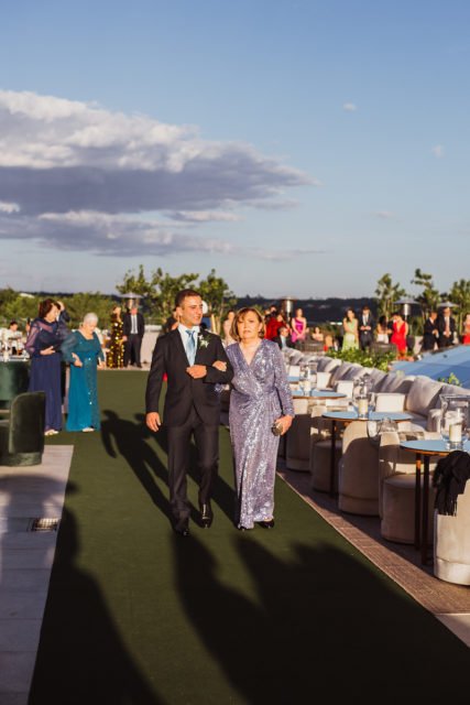 Giovana Suaiden e Edgard Coelho selam o amor em cerimônia majestosa ...