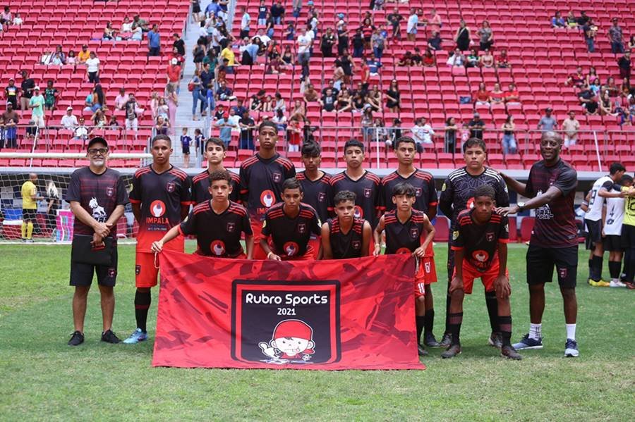 Futebol: Mané Garrincha sediou finais do maior torneio de base do DF ...