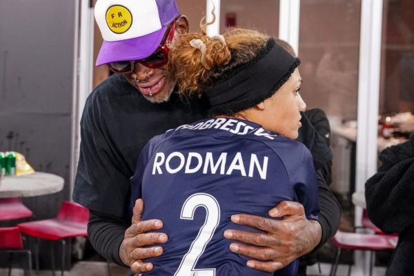 Jogadora da Seleção dos EUA é filha de Dennis Rodman, lenda da NBA ...