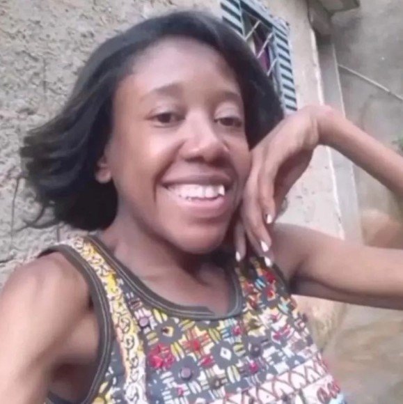 Meme brasileiro vai parar na Times Square e web reage | Metrópoles