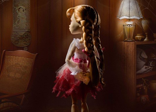 “Barbie macabra”? Mattel lança boneca Annabelle, de Invocação do Mal ...