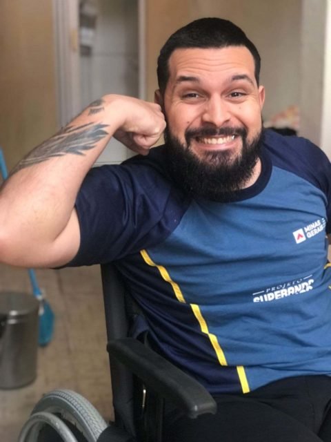 Imparável: quem é o jovem cadeirante que prega o otimismo nas redes ...