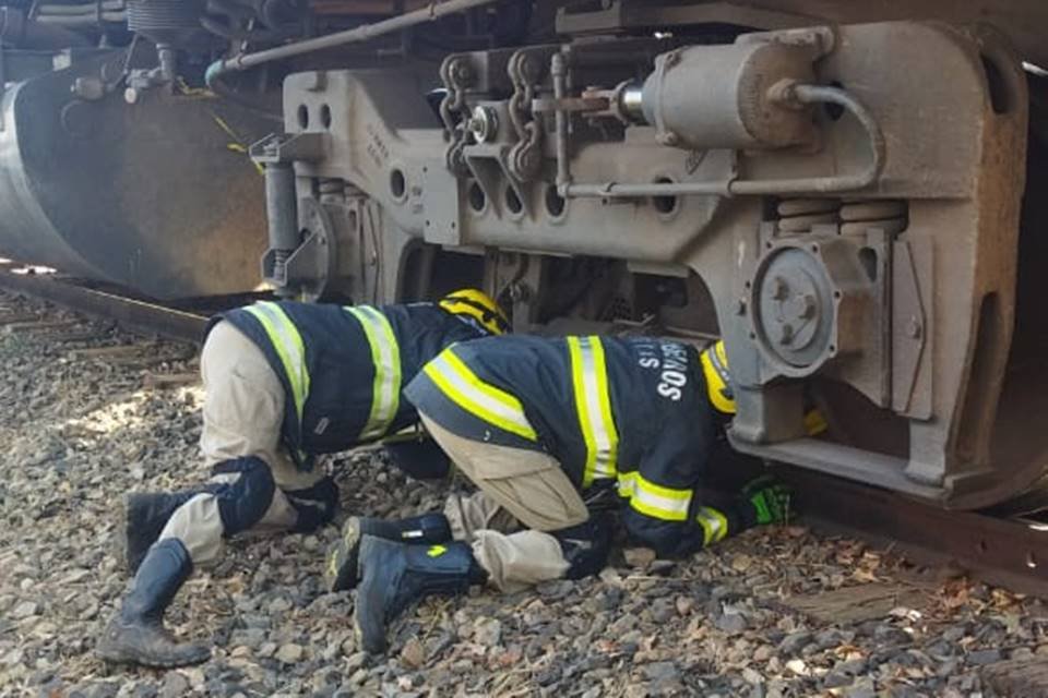 Homem Morre Após Ser Atropelado Por Trem Em Ferrovia De Goiás Metrópoles
