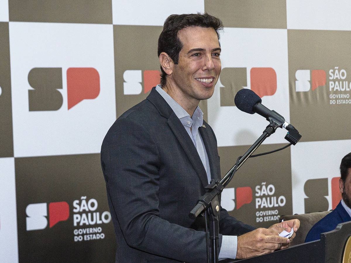 CGU proíbe contratos públicos com Multilaser, empresa de secretário da ...