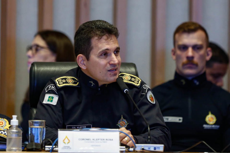 De tornozeleira ou presos: onde estão os principais personagens do 8/1 | Metrópoles