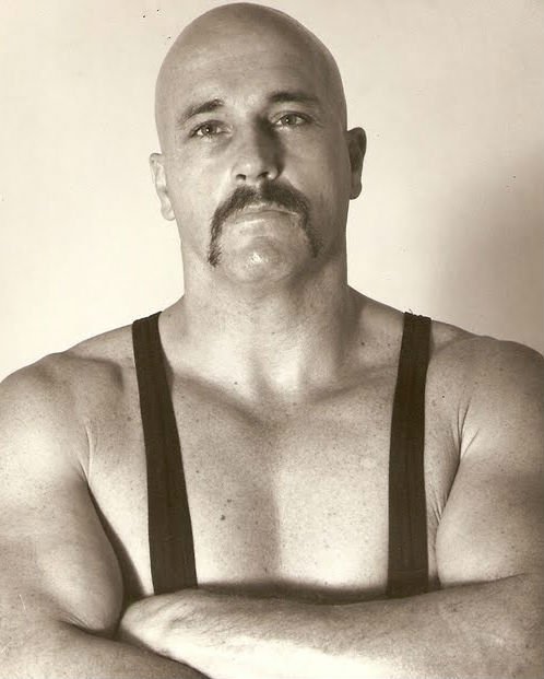 Conheça a história inusitada de Marcelo de Nóbrega na luta livre ...