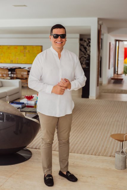 Marcelo Chaves é celebrado por Mayra Perin em almoço de aniversário ...