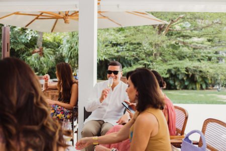 Marcelo Chaves é celebrado por Mayra Perin em almoço de aniversário ...