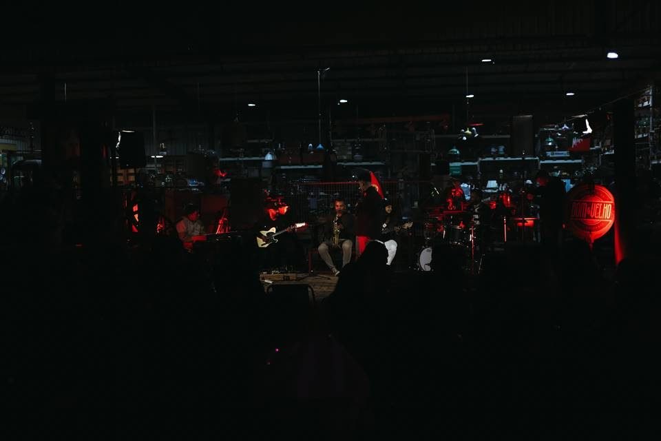 Sarau Secreto celebra 1 ano com edição especial e show de Jota.pê ...