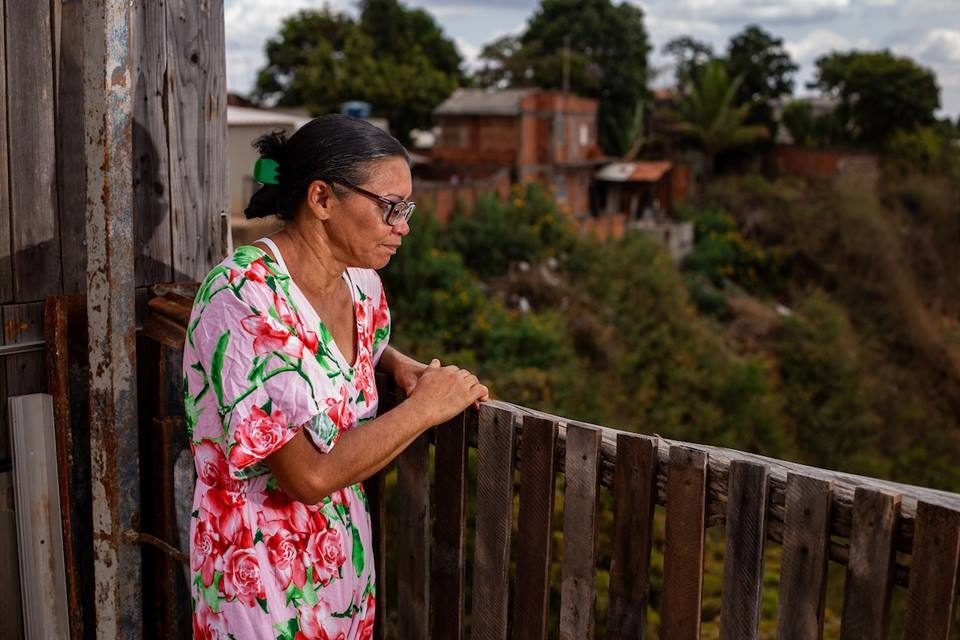 “Peço a Deus que não chova”. No DF, 2 mil vivem em áreas de alto risco ...
