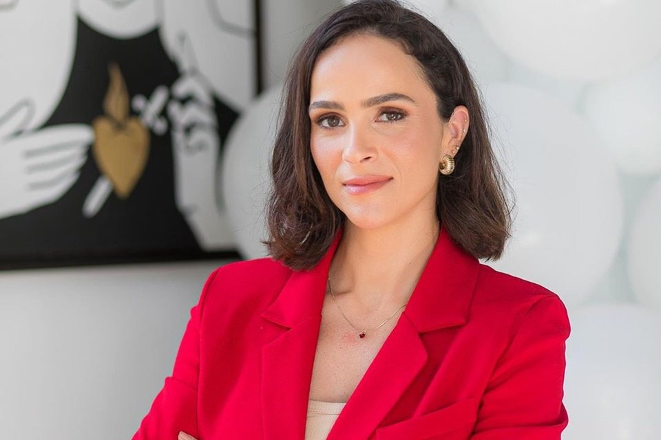 Letícia Cazarré revela como concilia filha na UTI e nova gravidez ...