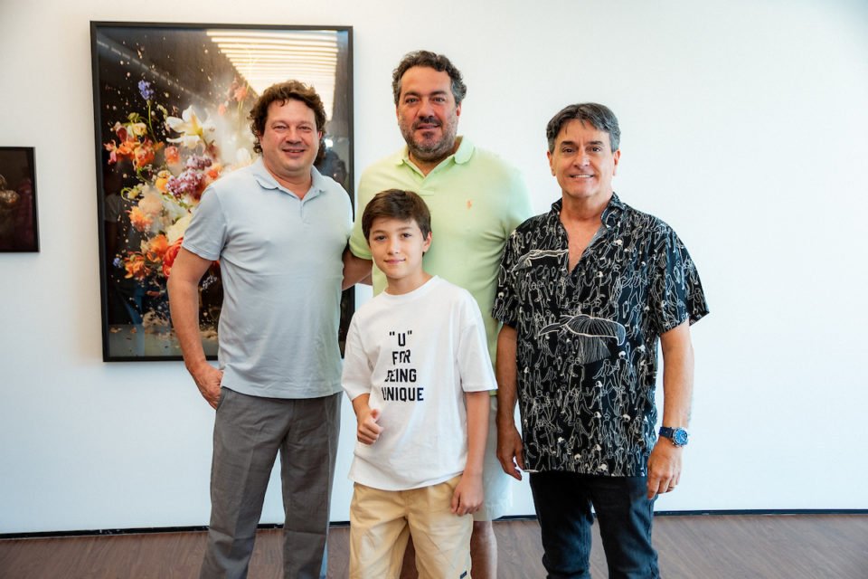 Convidados marcam presença na abertura da mostra de Christus Nóbrega ...