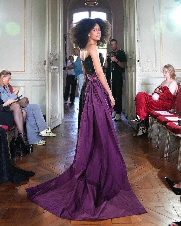 Designers brasileiros levam moda nacional a Paris | Metrópoles