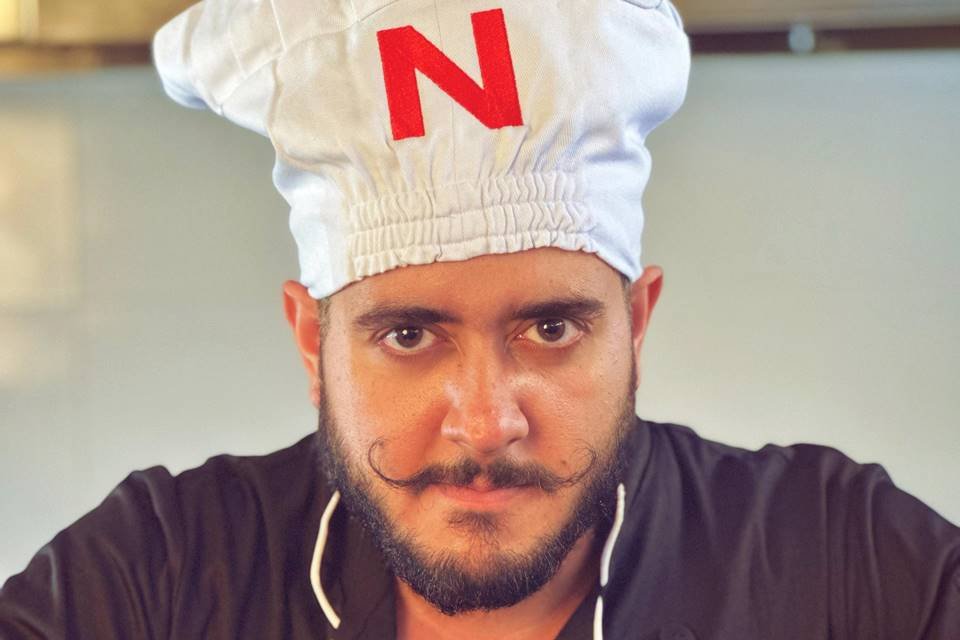 Promessa do pop nacional, Nahoum encarna alter ego em primeiro clipe | Metrópoles