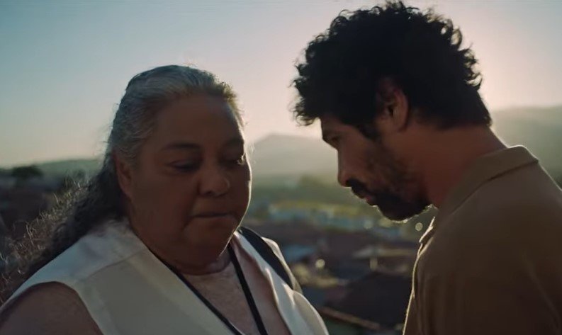 Aos 61 anos, Aline Marta conhece sucesso como revelação do cinema ...