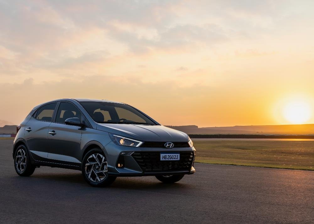 HB20 Platinum Plus: nome chique, segurança excelente e preço alto ...