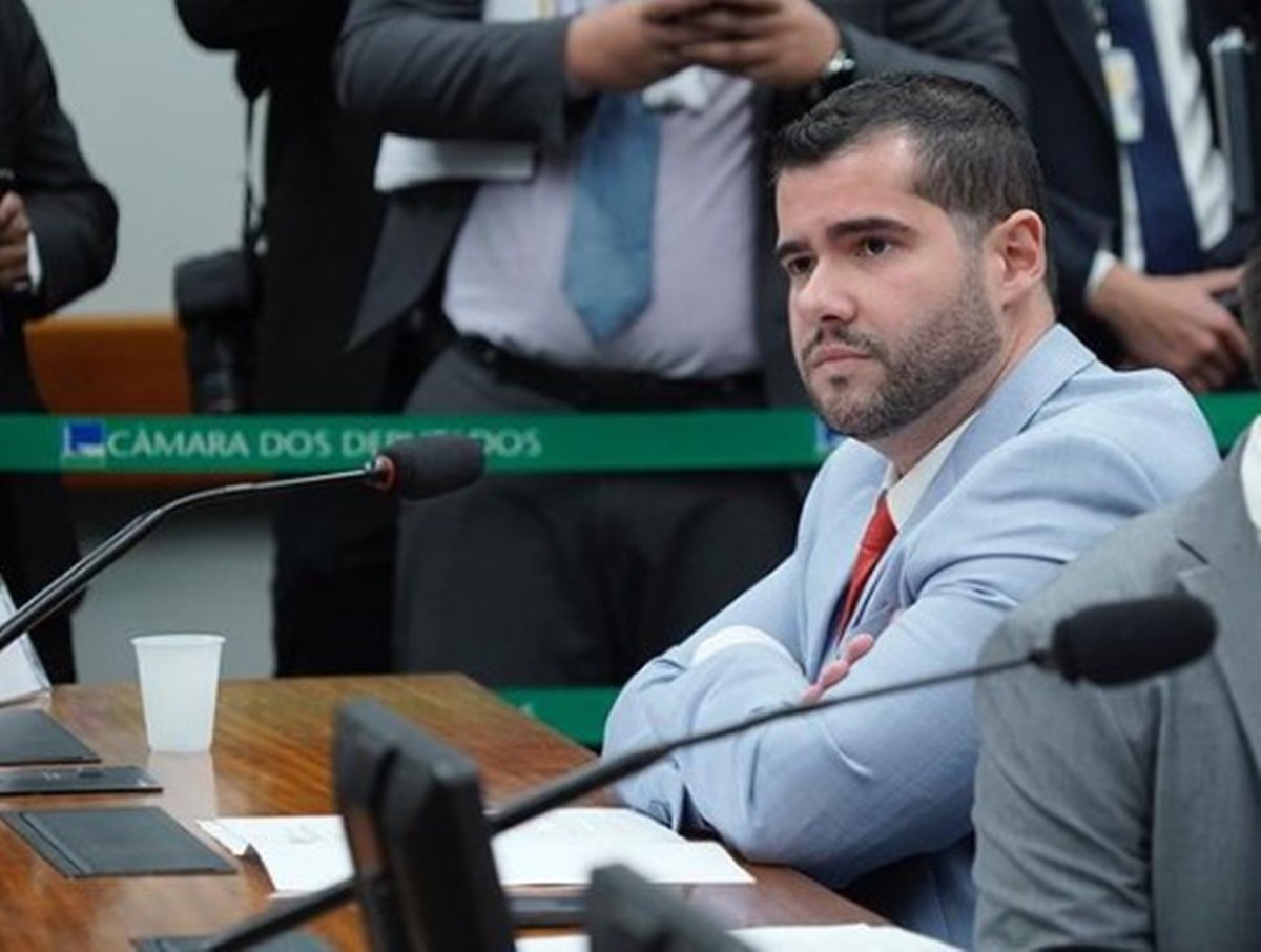 Saiba quem é o deputado que reagiu a assalto e matou suspeito em SP ...