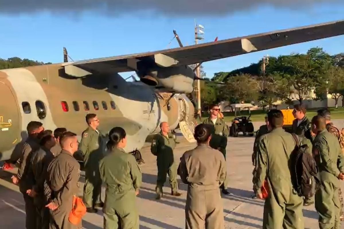 Helicóptero que sumiu: FAB conclui 5º dia de buscas sem achar pistas ...