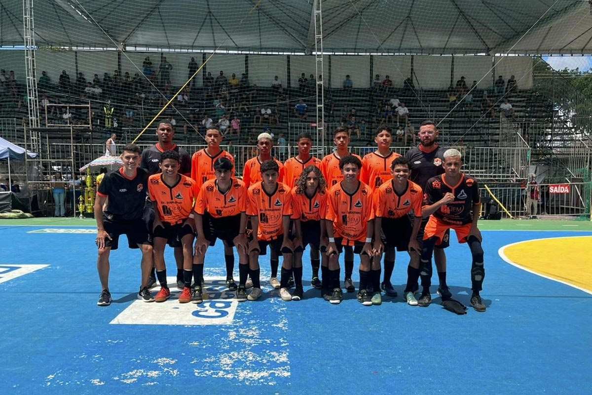Vila Dimas conquista título inédito no Torneio Arimatéia de Futsal | Metrópoles