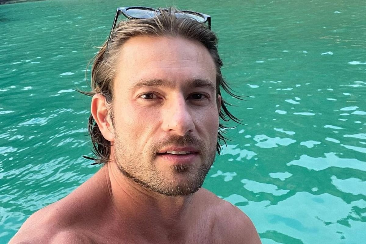 Aline Campos curte Noronha com novo affair | Metrópoles