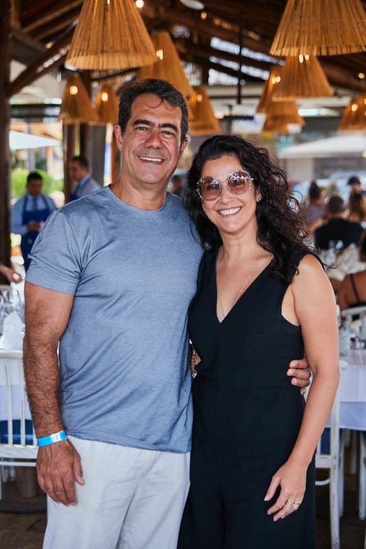 Tati Vartuli brinda aniversário com almoço entre amigos e familiares ...