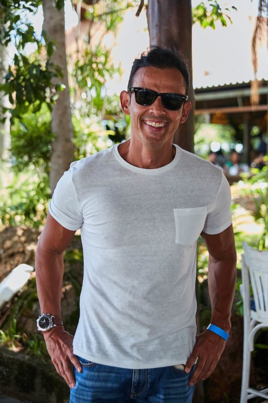 Tati Vartuli brinda aniversário com almoço entre amigos e familiares ...