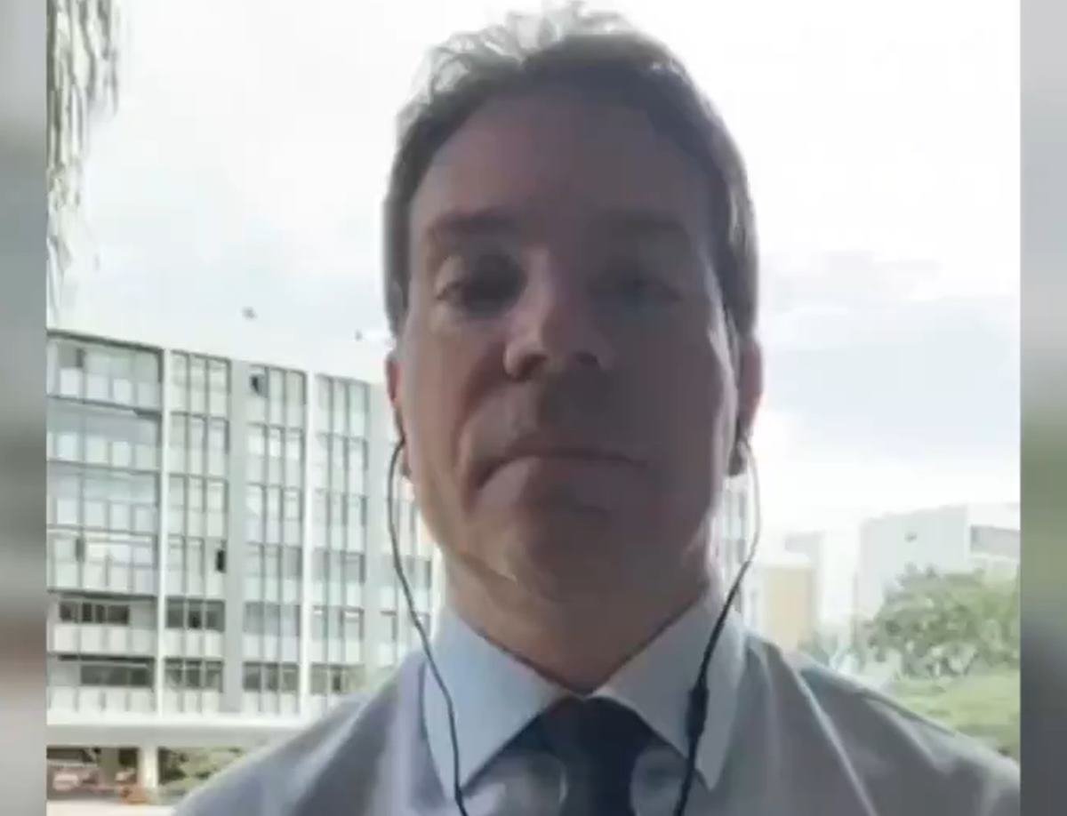 Bolsonaro divulga vídeo de Ramagem explicando programa espião da Abin ...