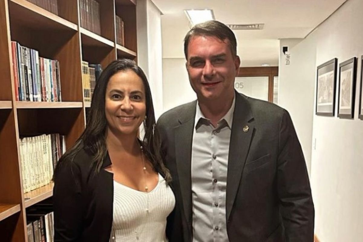 Advogada de Flávio acusou Ramagem de orientar como anular rachadinha ...