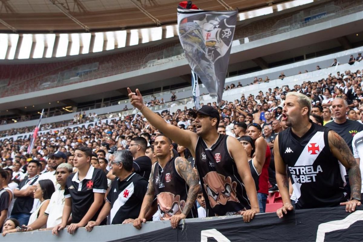 Eletrizante: Bangu e Vasco empatam em 2 x 2 no Mané Garrincha | Metrópoles