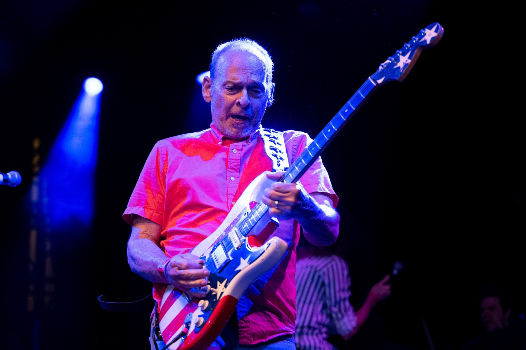 Morre Wayne Kramer, guitarrista do MC5, aos 75 anos | Metrópoles