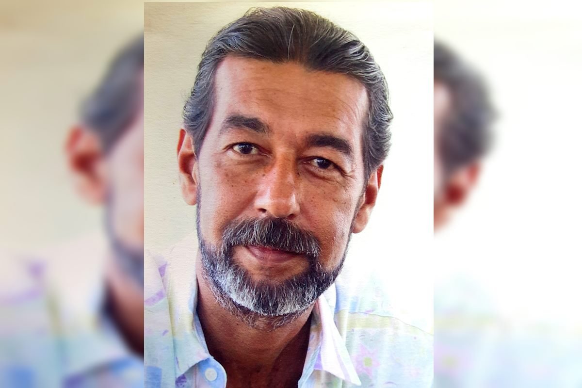 Família marca velório de jornalista Carlos Henrique de Almeida Santos | Metrópoles