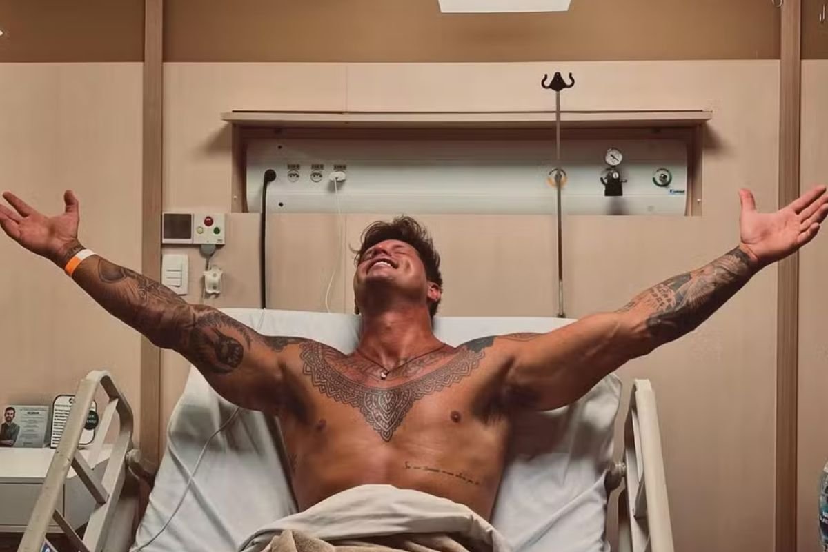 Apresentador Fernando Fernandes recebe alta hospitalar após cirurgia ...