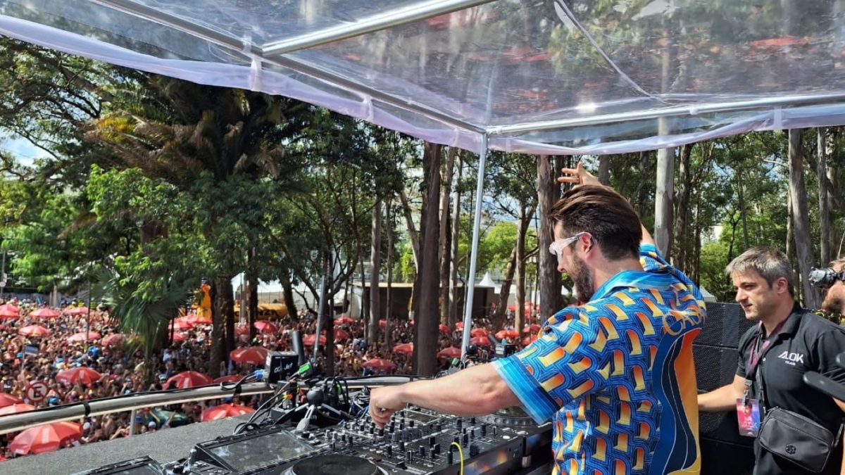Carnaval: Alok leva milhares ao Ibirapuera em show de trio elétrico ...