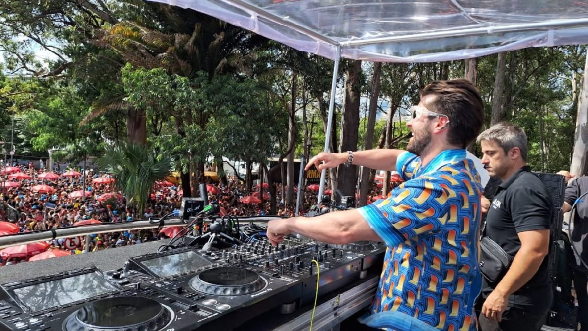 Carnaval: Alok leva milhares ao Ibirapuera em show de trio elétrico ...