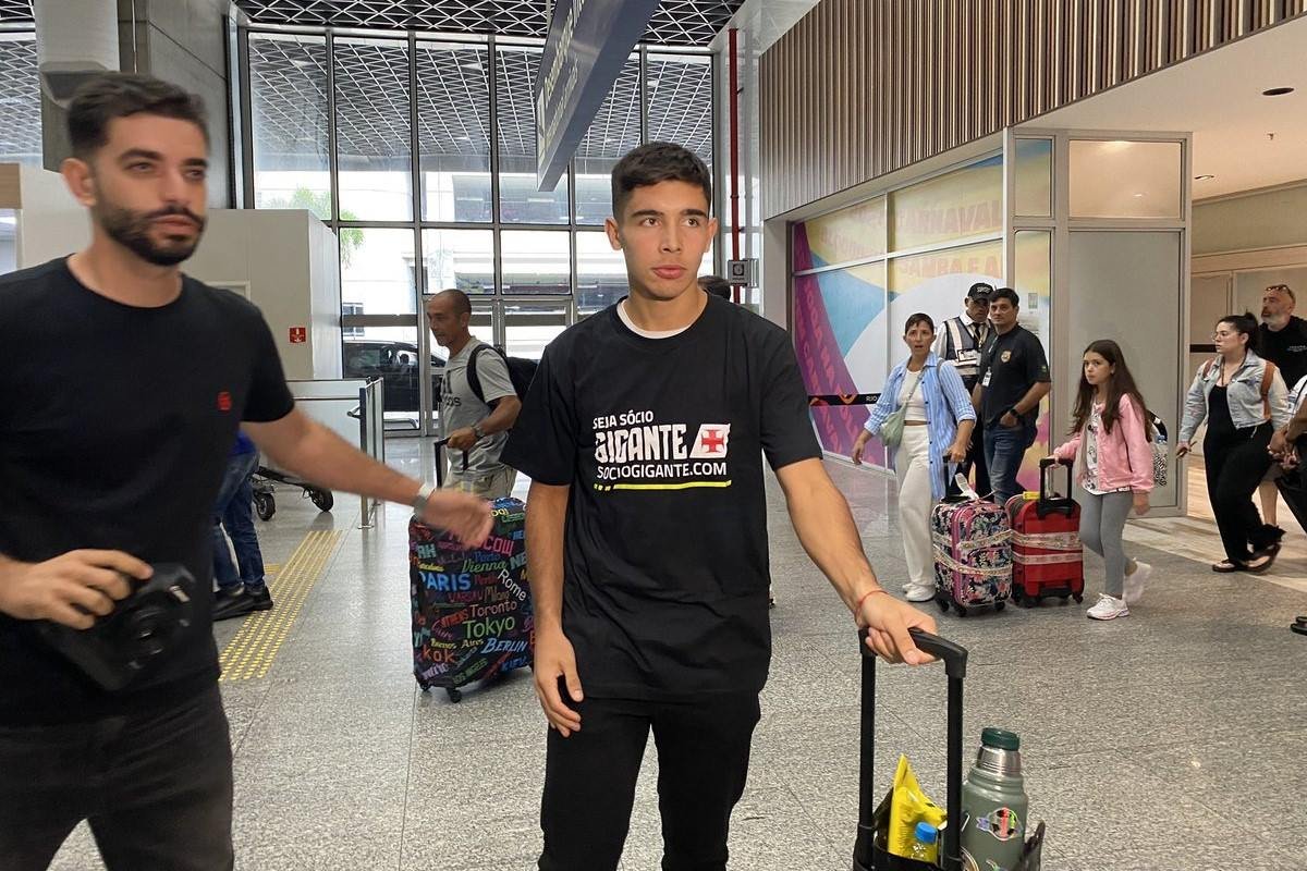 Após vaga nas Olimpíadas, Sforza chega ao Rio para reforçar o Vasco ...