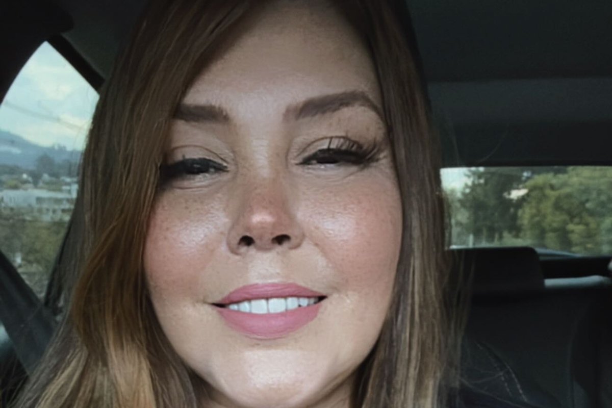 Noivado de Simony chega ao fim após quatro anos, diz site | Metrópoles