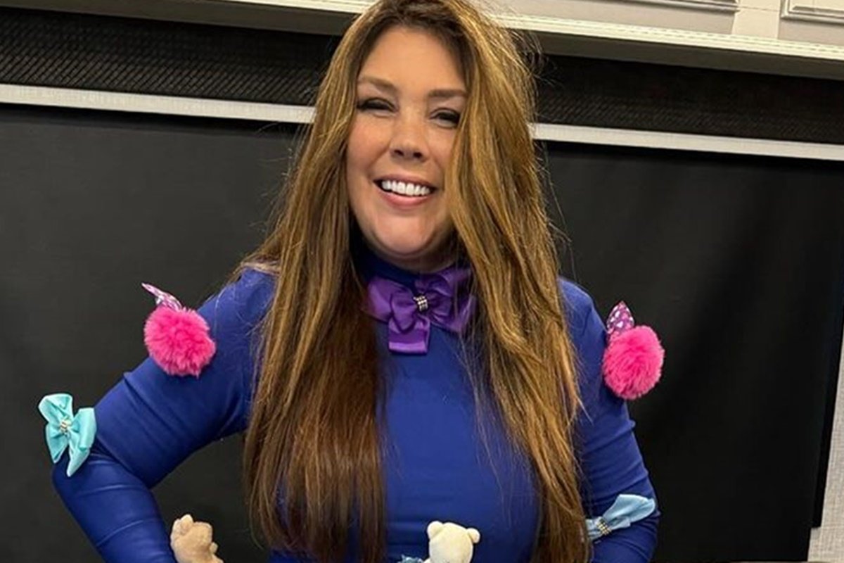 Noivado de Simony chega ao fim após quatro anos, diz site | Metrópoles