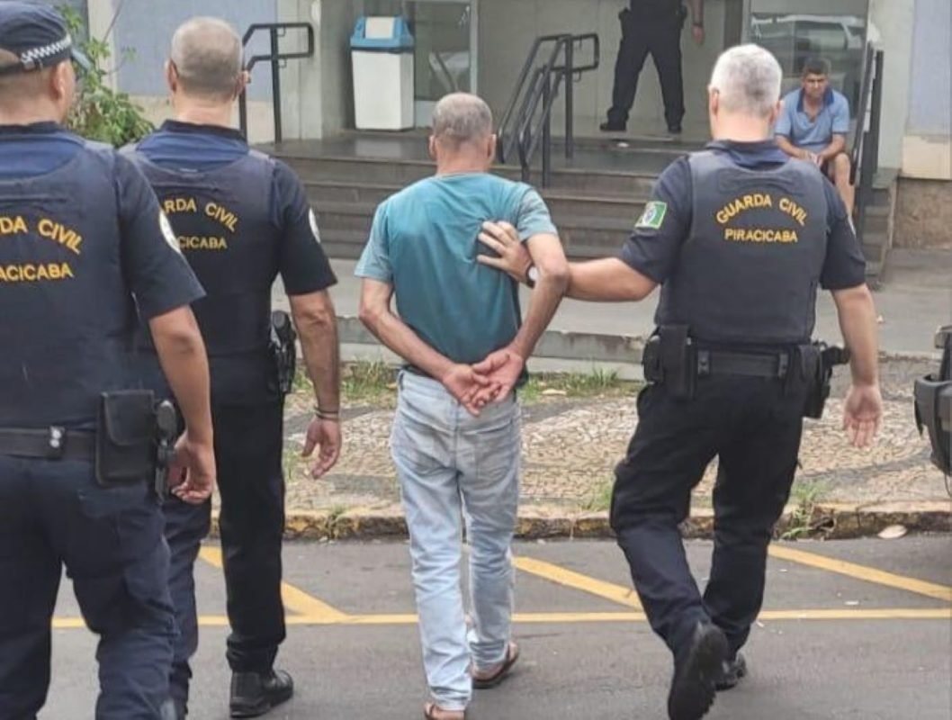 Homem é Linchado E Preso Por Abusar Sexualmente De Menino De 9 Anos