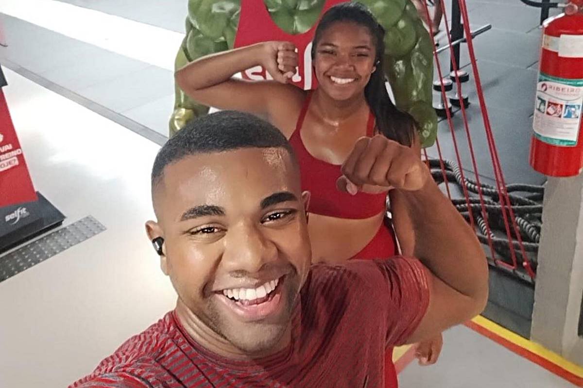 Irmã de Davi aproveita sucesso dele no BBB e se lança como influencer ... Irmã de Davi aproveita sucesso dele no BBB e se lança como influencer ...