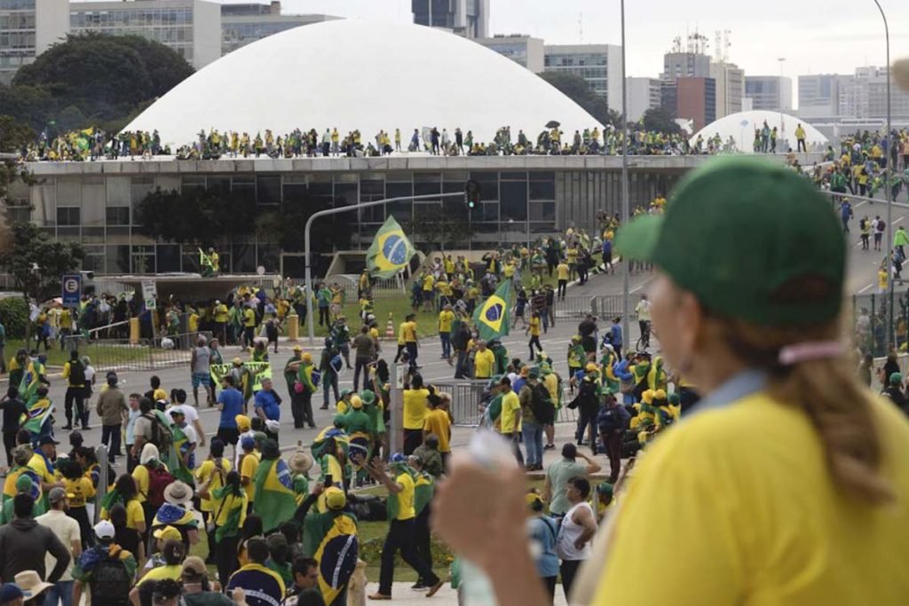 MPF instaura procedimento para identificar envolvidos em atos ...